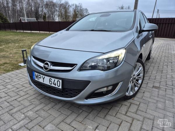 Pelēks Opel Astra 2013 Šauļi, ar dzinēja tilpumu 1.70 L un nobraukumu 358 tūkst. km par 3350 €, foto 5 vietnē AUTOMOTO.COM.LV