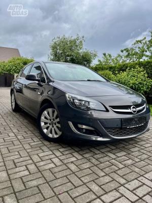 Grey Opel Astra 2013 in Kaunas, with an engine capacity of 1.70 L and mileage of 244 thousand km for 3600 €, photo  on AUTOMOTO.COM.LV