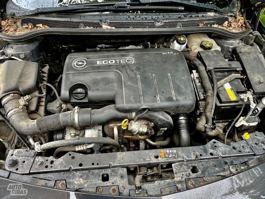 Grey Opel Astra 2013 in Kaunas, with an engine capacity of 1.70 L and mileage of 244 thousand km for 3600 €, photo 19 on AUTOMOTO.COM.LV
