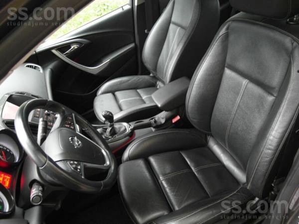 Pelēks Opel Astra 2013 Rīga, ar dzinēja tilpumu 1.60 L un nobraukumu 320 tūkst. km par 2650 €, foto 7 vietnē AUTOMOTO.COM.LV