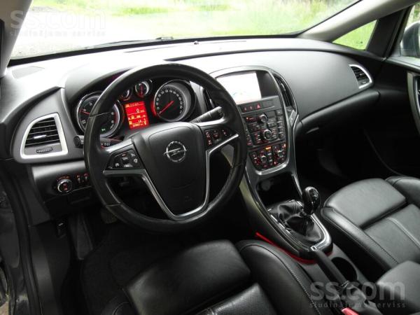 Pelēks Opel Astra 2013 Rīga, ar dzinēja tilpumu 1.60 L un nobraukumu 320 tūkst. km par 2650 €, foto 9 vietnē AUTOMOTO.COM.LV