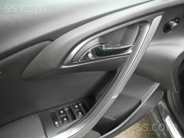Pelēks Opel Astra 2013 Rīga, ar dzinēja tilpumu 1.60 L un nobraukumu 320 tūkst. km par 2650 €, foto 10 vietnē AUTOMOTO.COM.LV