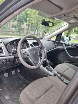 Pelēks Opel Astra 2013 Marijampole, ar dzinēja tilpumu 1.59 L un nobraukumu 169 tūkst. km par 3600 €, foto 7 vietnē AUTOMOTO.COM.LV