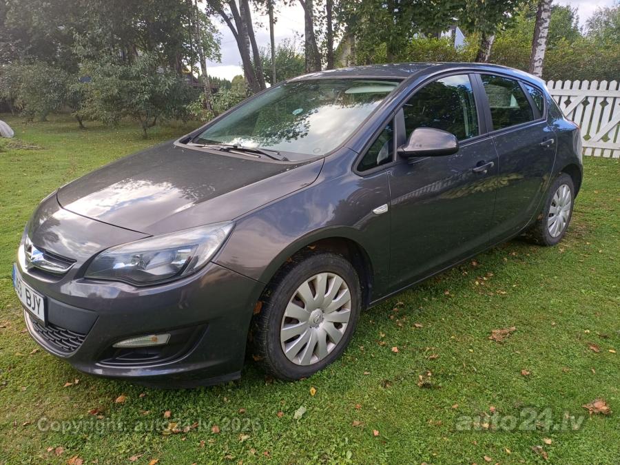 Pelēks Opel Astra 2013 Paide, ar dzinēja tilpumu 1.60 L un nobraukumu 187 tūkst. km par 3000 €, foto 1 vietnē AUTOMOTO.COM.LV