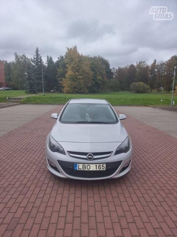 Pelēks Opel Astra 2013 Viļņa, ar dzinēja tilpumu 1.70 L un nobraukumu 118 tūkst. km par 3690 €, foto 1 vietnē AUTOMOTO.COM.LV
