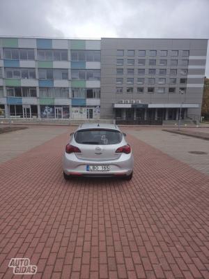 Grey Opel Astra 2013 in Vilnius, with an engine capacity of 1.70 L and mileage of 118 thousand km for 3690 €, photo 5 on AUTOMOTO.COM.LV