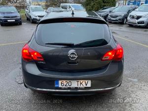 Grey Opel Astra 2014 in Tartu, with an engine capacity of 1.60 L and mileage of 151 thousand km for 4900 €, photo 6 on AUTOMOTO.COM.LV