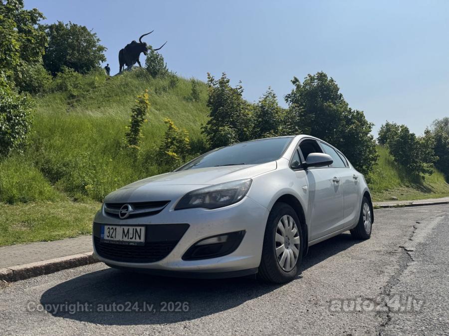 Pelēks Opel Astra 2014 Tallina, ar dzinēja tilpumu 1.20 L un nobraukumu 384 tūkst. km par 2200 €, foto 1 vietnē AUTOMOTO.COM.LV