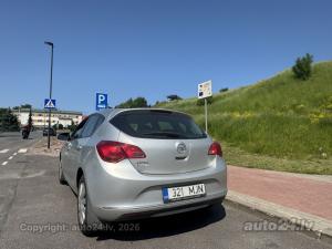 Pelēks Opel Astra 2014 Tallina, ar dzinēja tilpumu 1.20 L un nobraukumu 384 tūkst. km par 2200 €, foto 3 vietnē AUTOMOTO.COM.LV