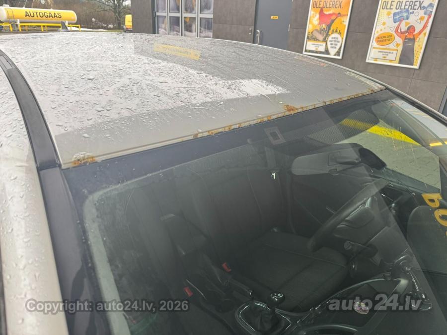 Pelēks Opel Astra 2014 Tallina, ar dzinēja tilpumu 1.20 L un nobraukumu 384 tūkst. km par 2200 €, foto 6 vietnē AUTOMOTO.COM.LV