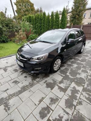 Pelēks Opel Astra 2014 Rēzekne, ar dzinēja tilpumu 1.70 L un nobraukumu 174 tūkst. km par 4850 €, foto  vietnē AUTOMOTO.COM.LV