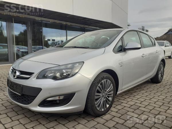 Pelēks Opel Astra 2014 Rīga, ar dzinēja tilpumu 1.40 L un nobraukumu 185 tūkst. km par 8500 €, foto 1 vietnē AUTOMOTO.COM.LV