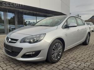 Pelēks Opel Astra 2014 Rīga, ar dzinēja tilpumu 1.40 L un nobraukumu 185 tūkst. km par 8500 €, foto 1 vietnē AUTOMOTO.COM.LV