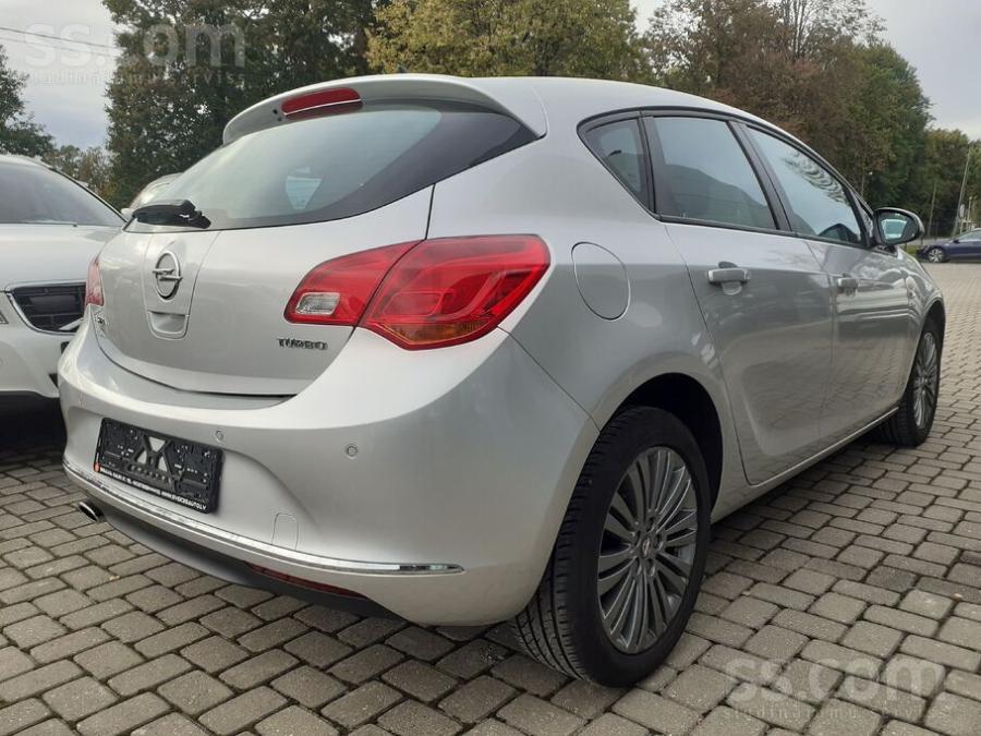 Pelēks Opel Astra 2014 Rīga, ar dzinēja tilpumu 1.40 L un nobraukumu 185 tūkst. km par 8500 €, foto 4 vietnē AUTOMOTO.COM.LV