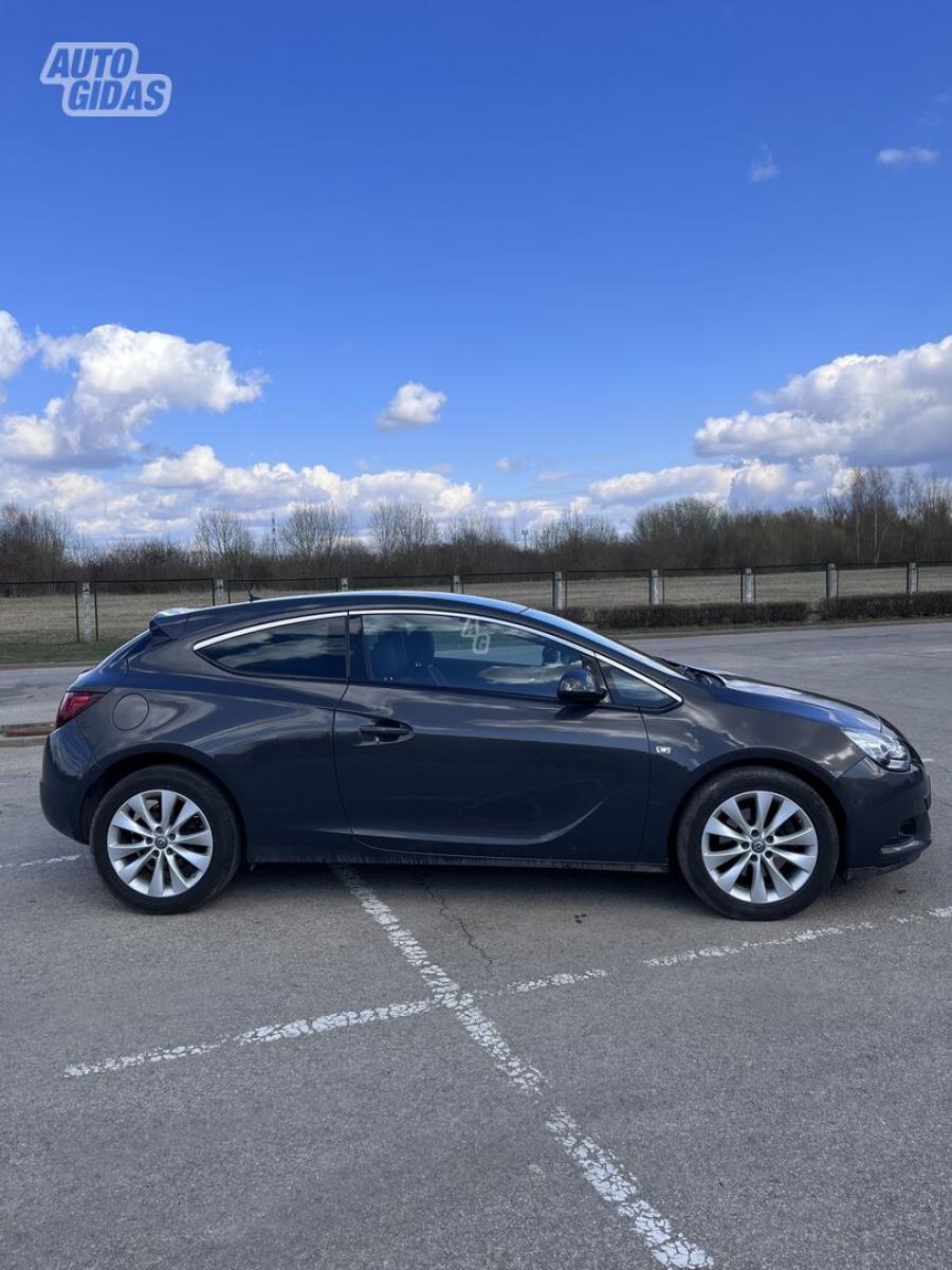 Pelēks Opel Astra 2015 Šauļi, ar dzinēja tilpumu 1.40 L un nobraukumu 169 tūkst. km par 5200 €, foto 5 vietnē AUTOMOTO.COM.LV
