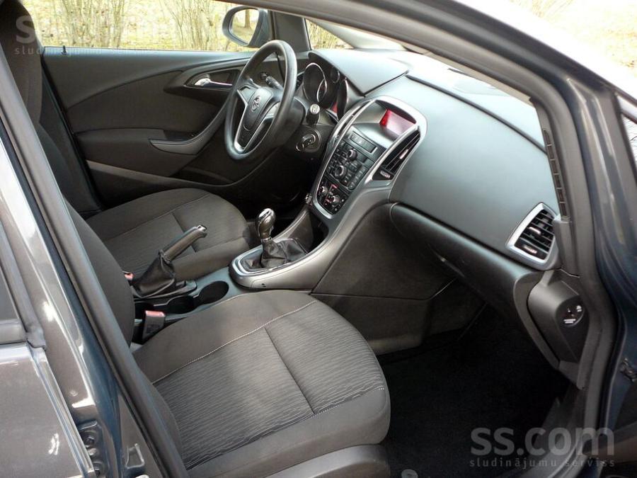 Pelēks Opel Astra 2015 Cēsis, ar dzinēja tilpumu 1.60 L un nobraukumu 0 tūkst. km par 5500 €, foto 11 vietnē AUTOMOTO.COM.LV