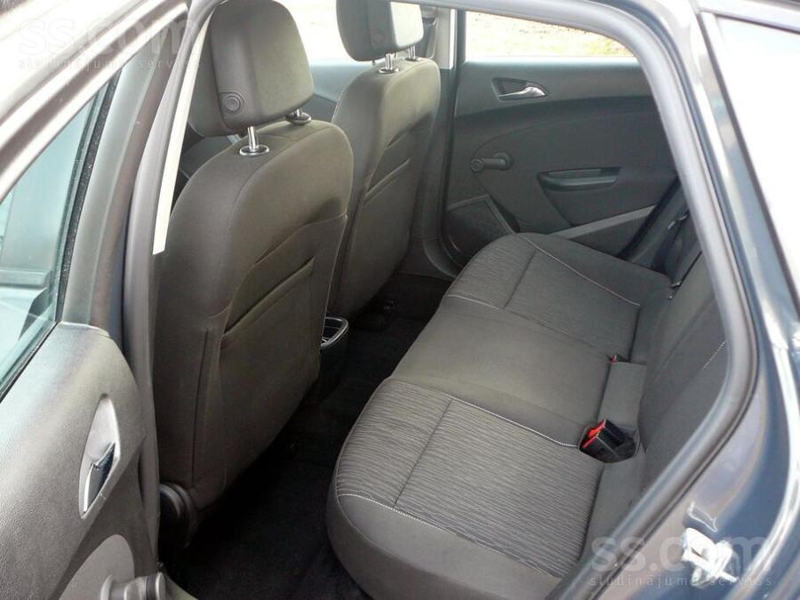 Pelēks Opel Astra 2015 Cēsis, ar dzinēja tilpumu 1.60 L un nobraukumu 0 tūkst. km par 5500 €, foto 14 vietnē AUTOMOTO.COM.LV