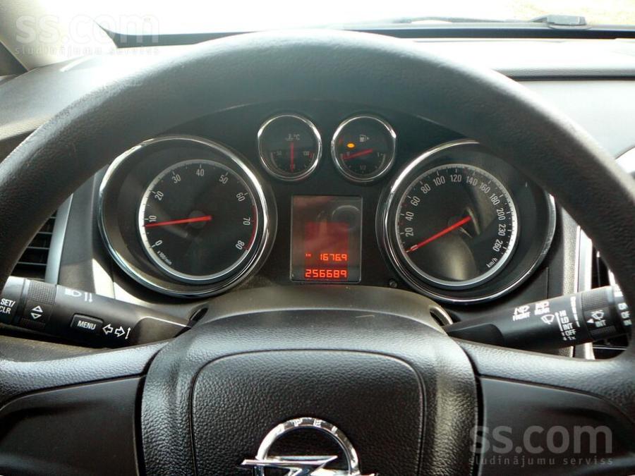 Pelēks Opel Astra 2015 Cēsis, ar dzinēja tilpumu 1.60 L un nobraukumu 0 tūkst. km par 5500 €, foto 18 vietnē AUTOMOTO.COM.LV
