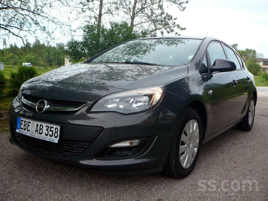 Grey Opel Astra 2015 in Cesis, with an engine capacity of 1.60 L and mileage of 0 thousand km for 5600 €, photo 1 on AUTOMOTO.COM.LV