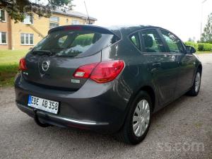 Grey Opel Astra 2015 in Cesis, with an engine capacity of 1.60 L and mileage of 0 thousand km for 5600 €, photo 3 on AUTOMOTO.COM.LV