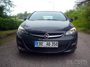 Grey Opel Astra 2015 in Cesis, with an engine capacity of 1.60 L and mileage of 0 thousand km for 5600 €, photo 6 on AUTOMOTO.COM.LV