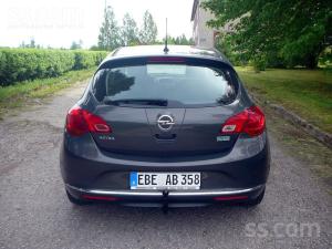 Grey Opel Astra 2015 in Cesis, with an engine capacity of 1.60 L and mileage of 0 thousand km for 5600 €, photo 7 on AUTOMOTO.COM.LV