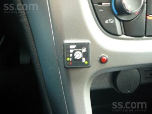 Grey Opel Astra 2015 in Cesis, with an engine capacity of 1.60 L and mileage of 0 thousand km for 5600 €, photo 17 on AUTOMOTO.COM.LV