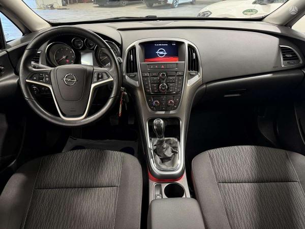 Pelēks Opel Astra 2015 Kauņa, ar dzinēja tilpumu 1.60 L un nobraukumu 217 tūkst. km par 4200 €, foto 9 vietnē AUTOMOTO.COM.LV