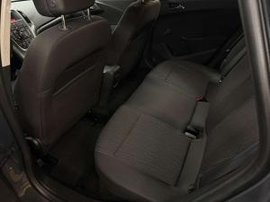 Pelēks Opel Astra 2015 Kauņa, ar dzinēja tilpumu 1.60 L un nobraukumu 217 tūkst. km par 4200 €, foto 12 vietnē AUTOMOTO.COM.LV