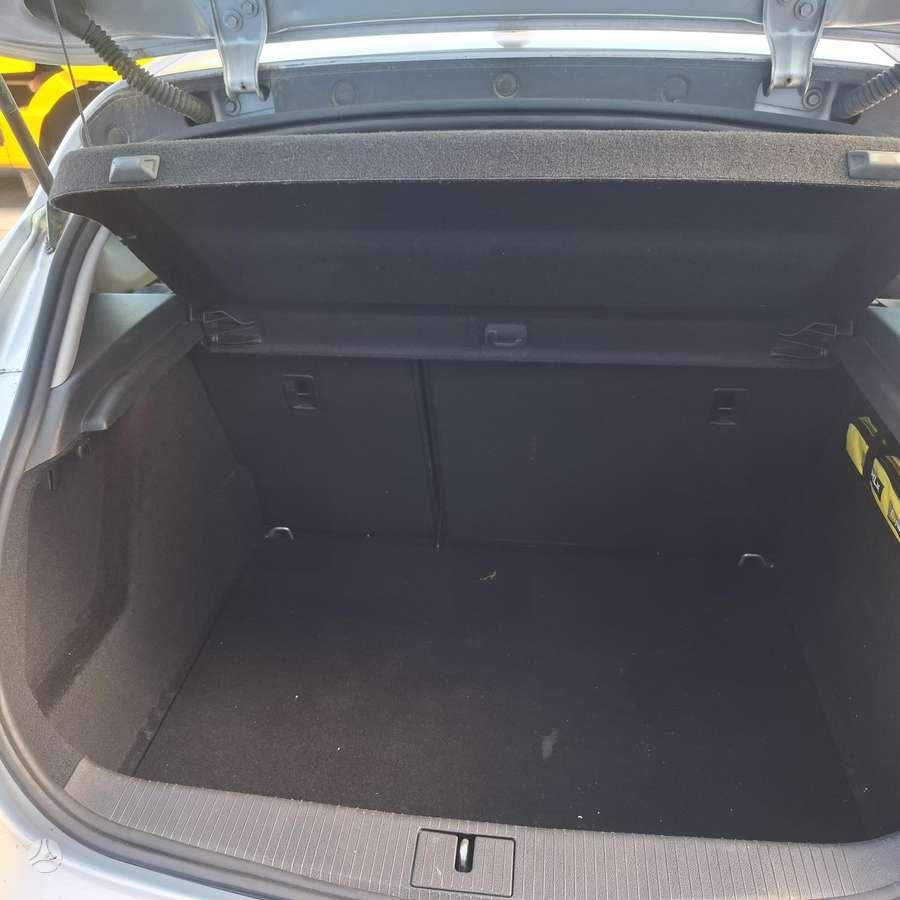 Grey Opel Astra 2015 in Pakruojis, with an engine capacity of 1.60 L and mileage of 240 thousand km for 2950 €, photo 14 on AUTOMOTO.COM.LV