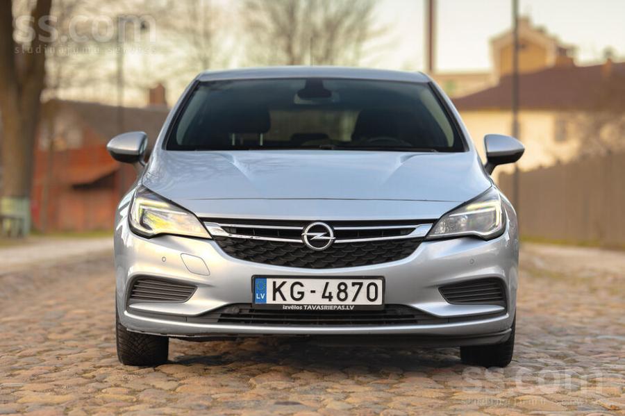 Pelēks Opel Astra 2016 Jelgava, ar dzinēja tilpumu 1.60 L un nobraukumu 161 tūkst. km par 9200 €, foto 3 vietnē AUTOMOTO.COM.LV