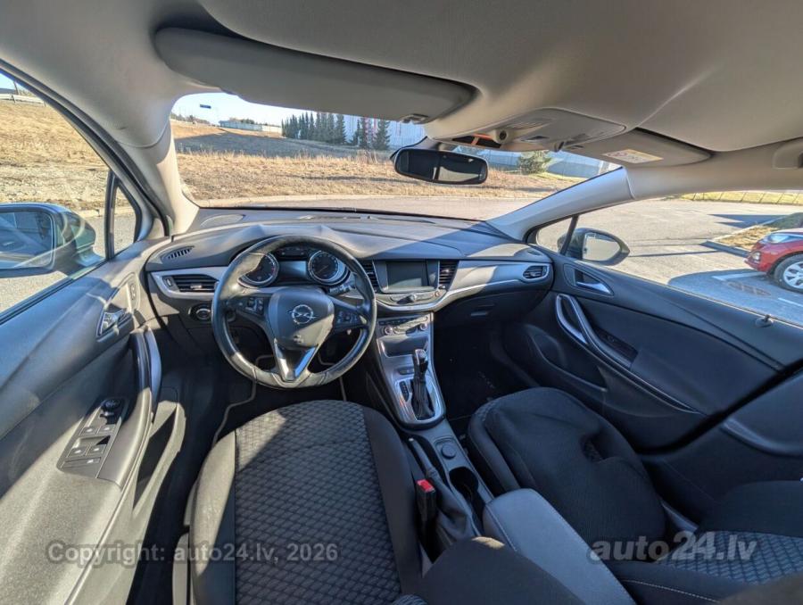 Grey Opel Astra 2016 in Tallinn, with an engine capacity of 1.40 L and mileage of 90 thousand km for 8500 €, photo 8 on AUTOMOTO.COM.LV