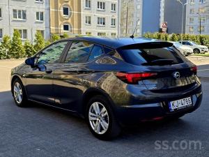 Pelēks Opel Astra 2016 Rīga, ar dzinēja tilpumu 1.60 L un nobraukumu 225 tūkst. km par 5300 €, foto  vietnē AUTOMOTO.COM.LV