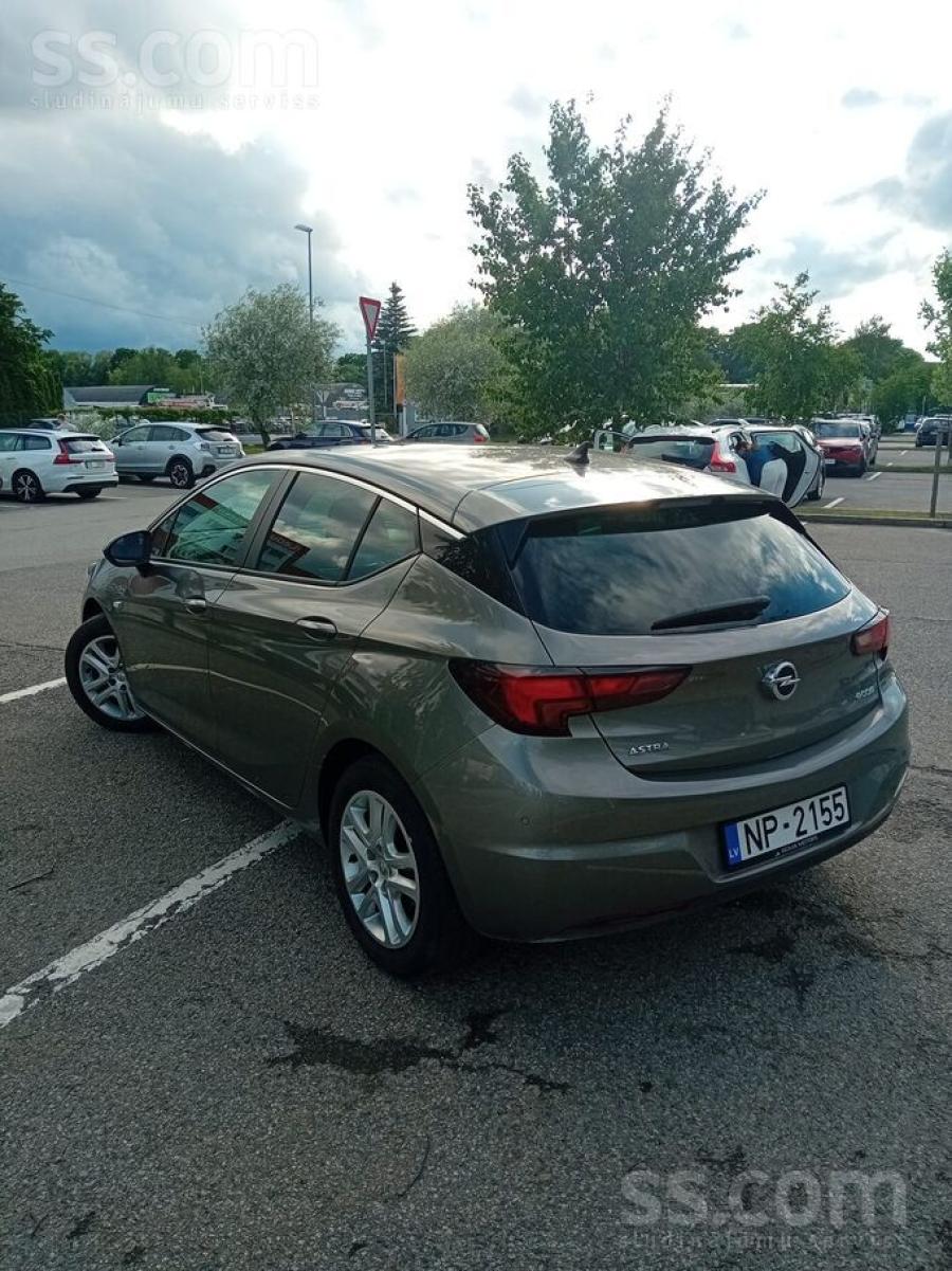 Pelēks Opel Astra 2016 Rīga, ar dzinēja tilpumu 1.60 L un nobraukumu 177 tūkst. km par 5999 €, foto 4 vietnē AUTOMOTO.COM.LV