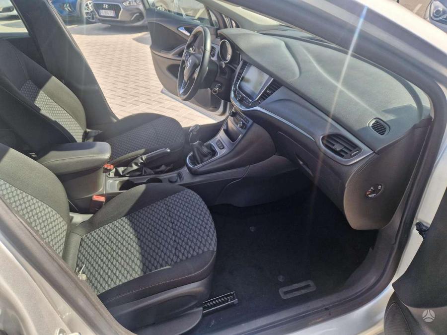 Pelēks Opel Astra 2016 Tauragė, ar dzinēja tilpumu 1.60 L un nobraukumu 170 tūkst. km par 6300 €, foto 12 vietnē AUTOMOTO.COM.LV