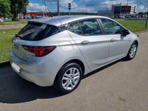 Grey Opel Astra 2016 in Taurage, with an engine capacity of 1.60 L and mileage of 176 thousand km for 6300 €, photo 5 on AUTOMOTO.COM.LV