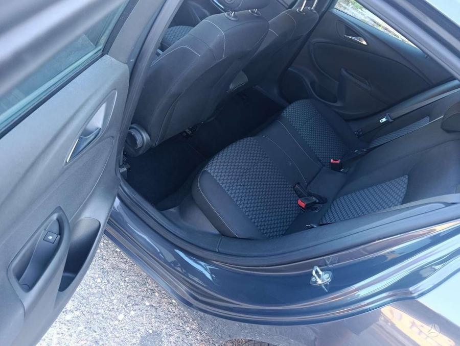 Pelēks Opel Astra 2016 Rokiškis, ar dzinēja tilpumu 1.60 L un nobraukumu 227 tūkst. km par 5250 €, foto 12 vietnē AUTOMOTO.COM.LV