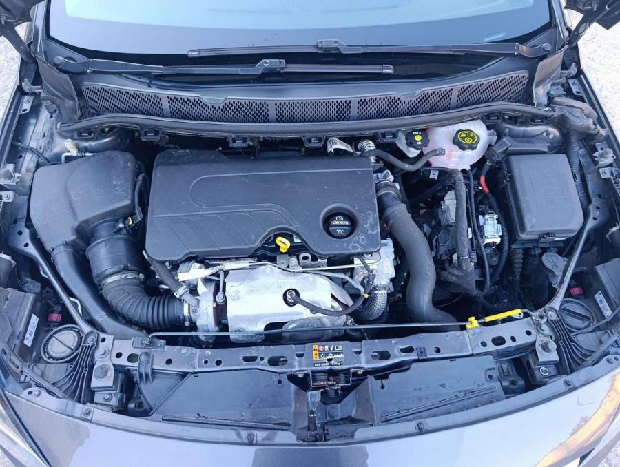 Pelēks Opel Astra 2016 Rokiškis, ar dzinēja tilpumu 1.60 L un nobraukumu 227 tūkst. km par 5250 €, foto 15 vietnē AUTOMOTO.COM.LV