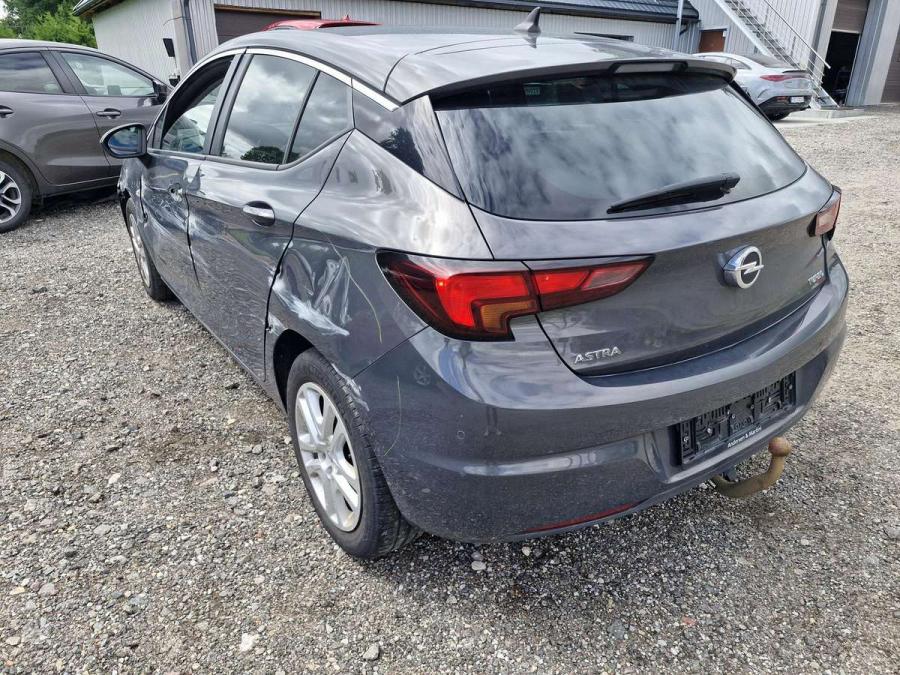 Pelēks Opel Astra 2016 Marijampole, ar dzinēja tilpumu 1.40 L un nobraukumu 198 tūkst. km par 4100 €, foto 20 vietnē AUTOMOTO.COM.LV