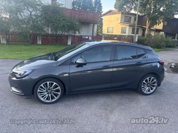 Grey Opel Astra 2016 in Tallinn, with an engine capacity of 1.60 L and mileage of 264 thousand km for 5900 €, photo 8 on AUTOMOTO.COM.LV