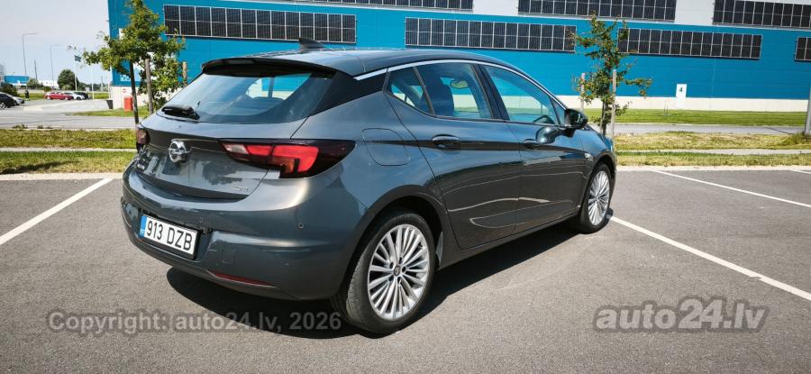 Grey Opel Astra 2016 in Tallinn, with an engine capacity of 1.60 L and mileage of 280 thousand km for 5100 €, photo 5 on AUTOMOTO.COM.LV