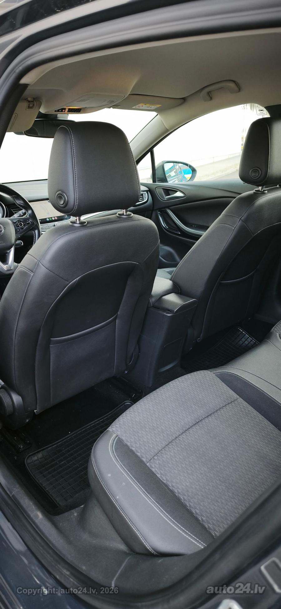 Grey Opel Astra 2016 in Tallinn, with an engine capacity of 1.60 L and mileage of 280 thousand km for 5100 €, photo 10 on AUTOMOTO.COM.LV