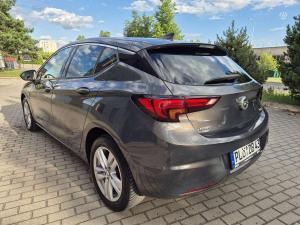 Pelēks Opel Astra 2016 Mažeikiai, ar dzinēja tilpumu 1.60 L un nobraukumu 208 tūkst. km par 6450 €, foto 4 vietnē AUTOMOTO.COM.LV