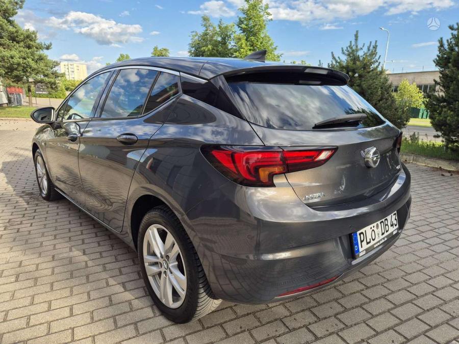 Pelēks Opel Astra 2016 Mažeikiai, ar dzinēja tilpumu 1.60 L un nobraukumu 208 tūkst. km par 6450 €, foto 4 vietnē AUTOMOTO.COM.LV