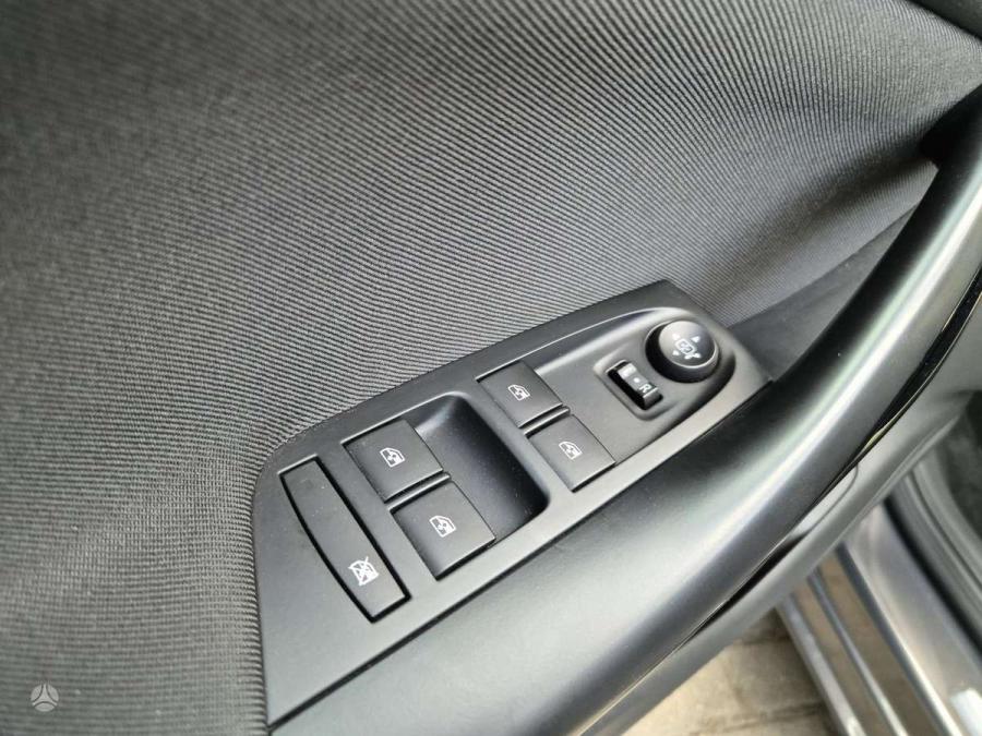 Pelēks Opel Astra 2016 Mažeikiai, ar dzinēja tilpumu 1.60 L un nobraukumu 208 tūkst. km par 6450 €, foto 17 vietnē AUTOMOTO.COM.LV