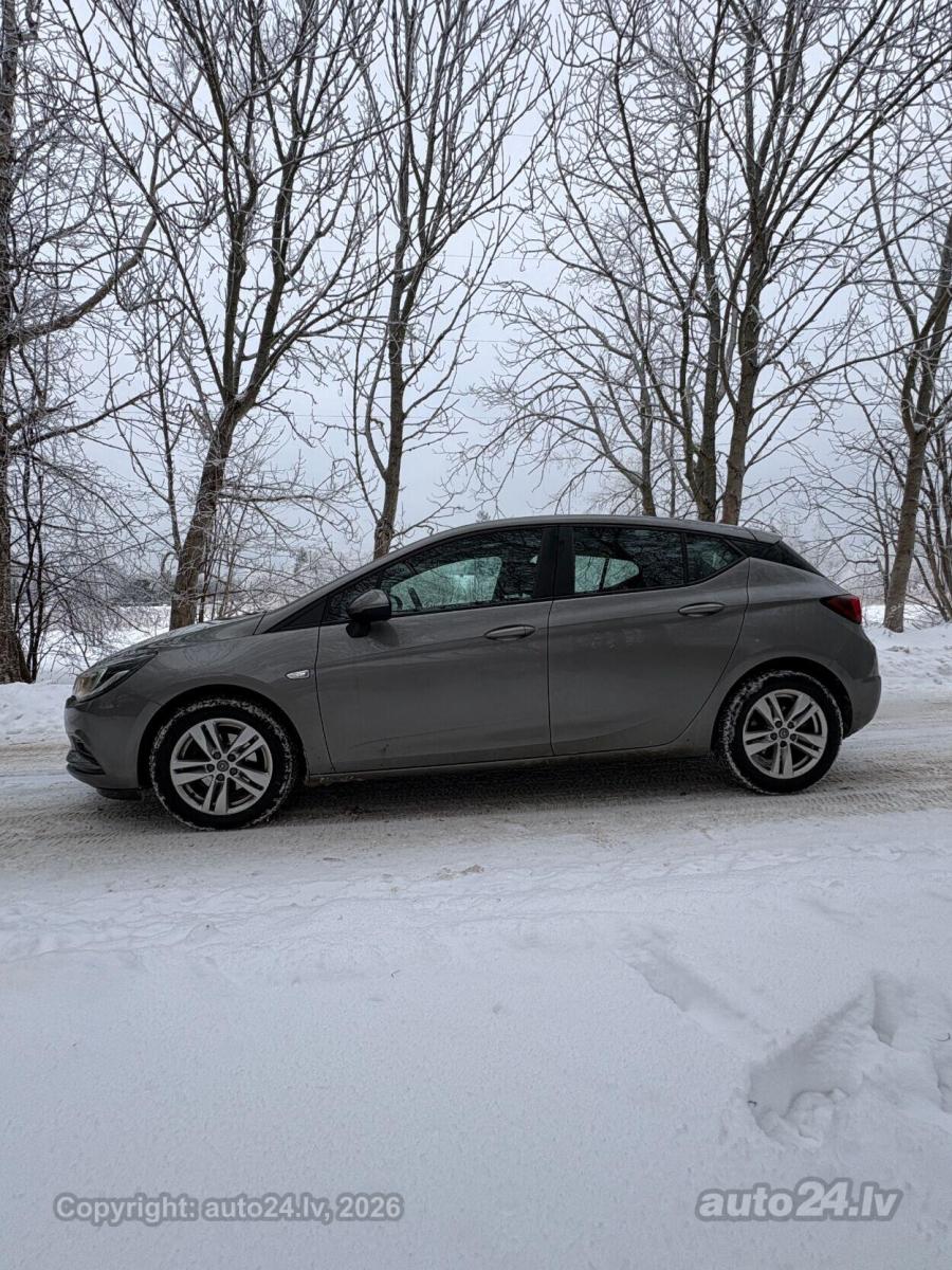 Grey Opel Astra 2017 in Tallinn, with an engine capacity of 1.40 L and mileage of 182 thousand km for 7300 €, photo 3 on AUTOMOTO.COM.LV
