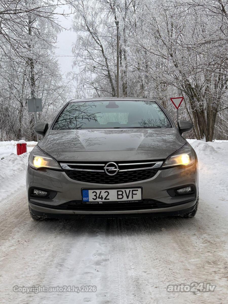 Grey Opel Astra 2017 in Tallinn, with an engine capacity of 1.40 L and mileage of 182 thousand km for 7300 €, photo 4 on AUTOMOTO.COM.LV