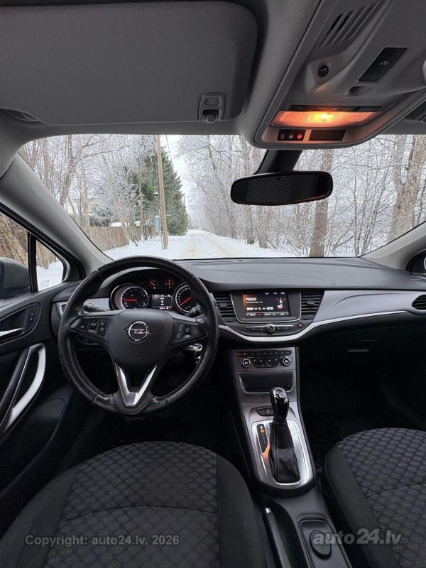 Grey Opel Astra 2017 in Tallinn, with an engine capacity of 1.40 L and mileage of 182 thousand km for 7300 €, photo 6 on AUTOMOTO.COM.LV