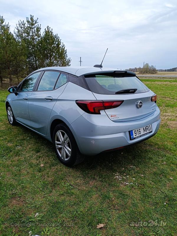 Grey Opel Astra 2017 in Narva, with an engine capacity of 1.40 L and mileage of 177 thousand km for 5900 €, photo 2 on AUTOMOTO.COM.LV