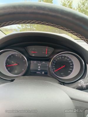Grey Opel Astra 2017 in Narva, with an engine capacity of 1.40 L and mileage of 177 thousand km for 5900 €, photo 6 on AUTOMOTO.COM.LV